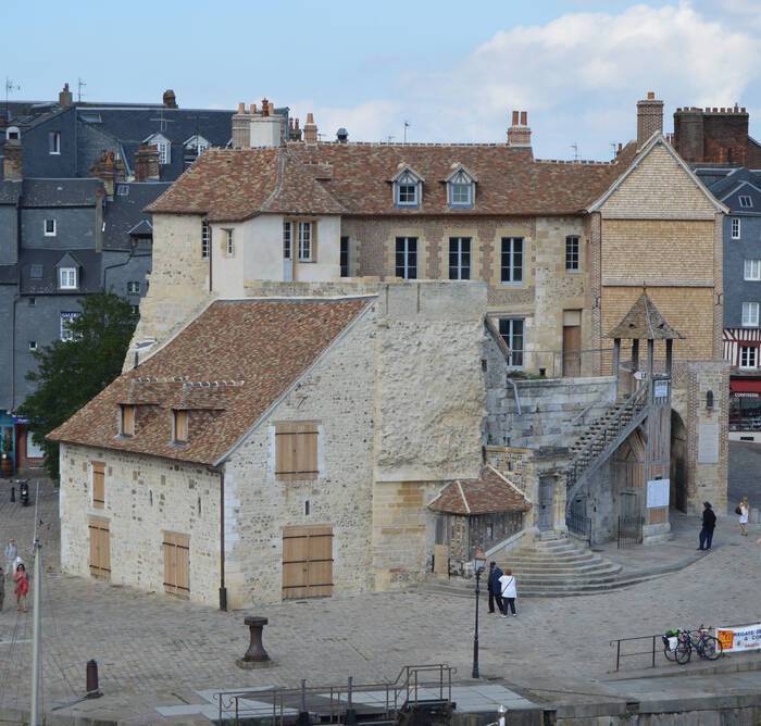 Ouverture de la Lieutenance de Honfleur, centre d’interprétation de l ...
