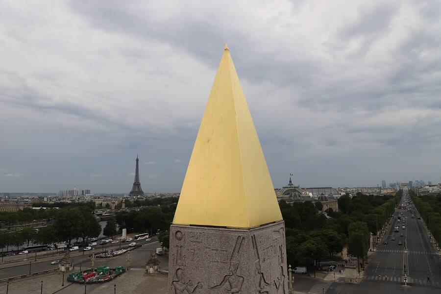 Achèvement de la restauration de l'obélisque de Louxor avec la pose d ...