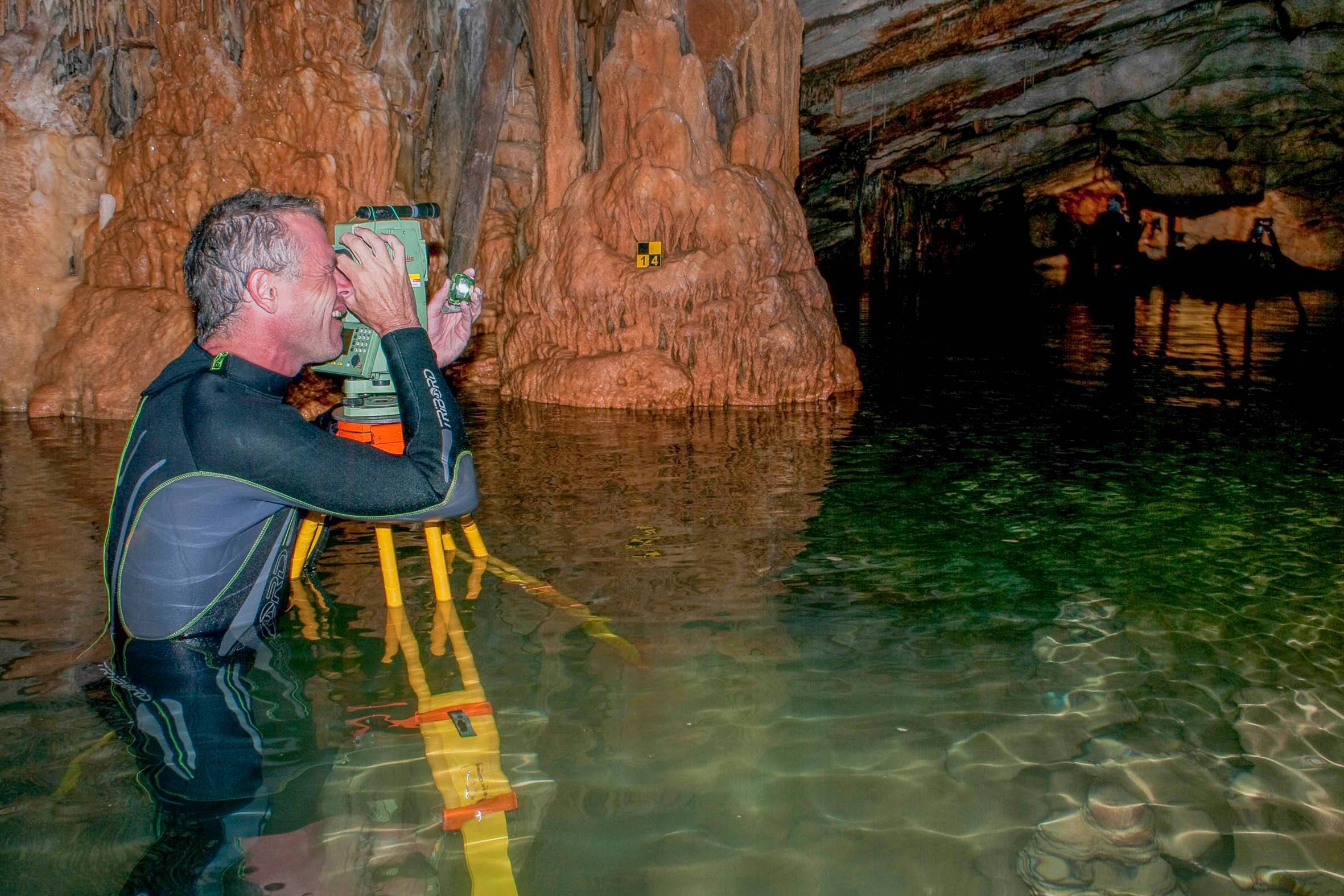 La grotte Cosquer, 30 années de recherches | Ministère de la Culture