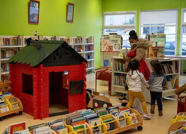 Bibliothèques publiques : des métiers en pleine innovation | Ministère ...