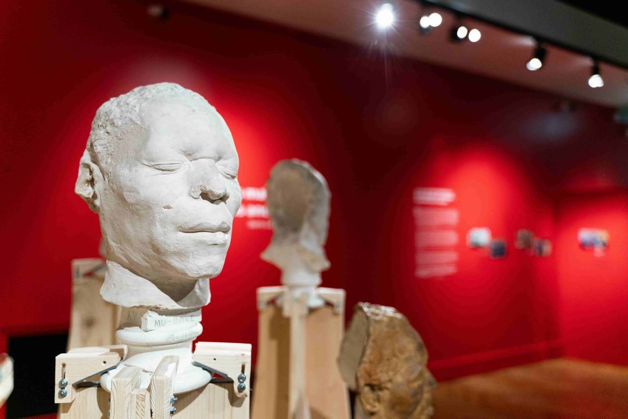 Mémoire : une exposition donne un visage à l'esclavage | Ministère de ...